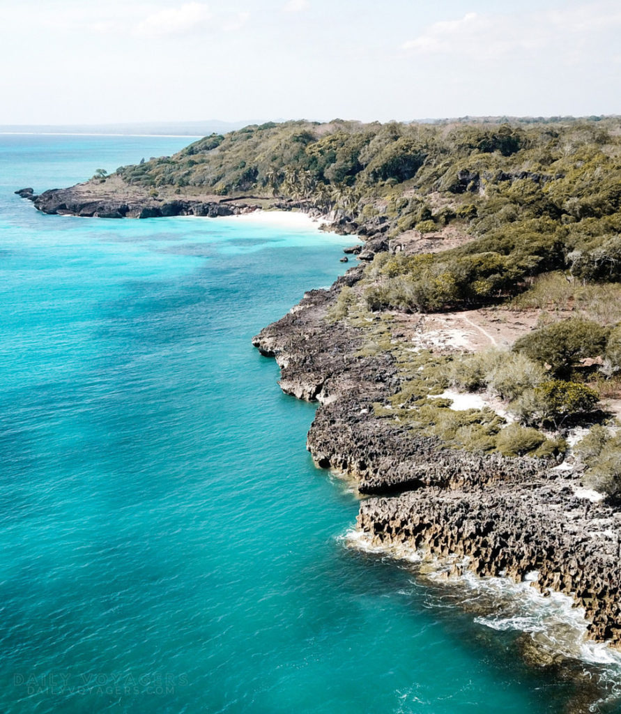 5 Pantai Cantik yang Menjadi Surga Wisata di Pulau Semau