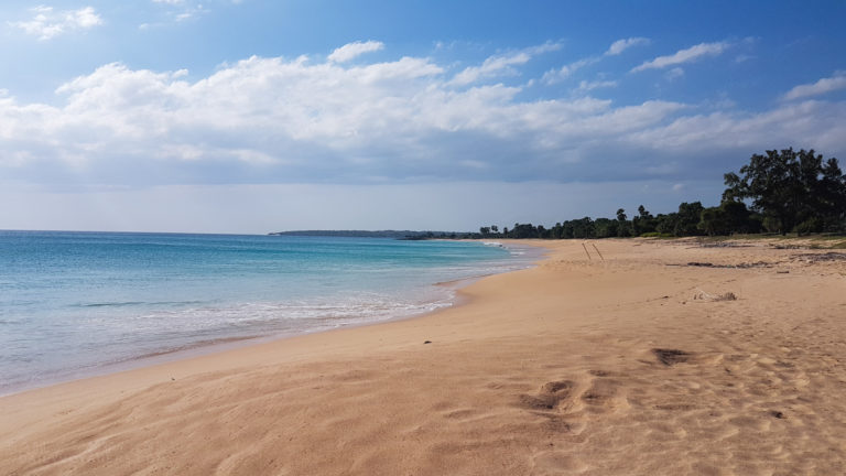 Wujud Pantai Liman - DAILY VOYAGERS