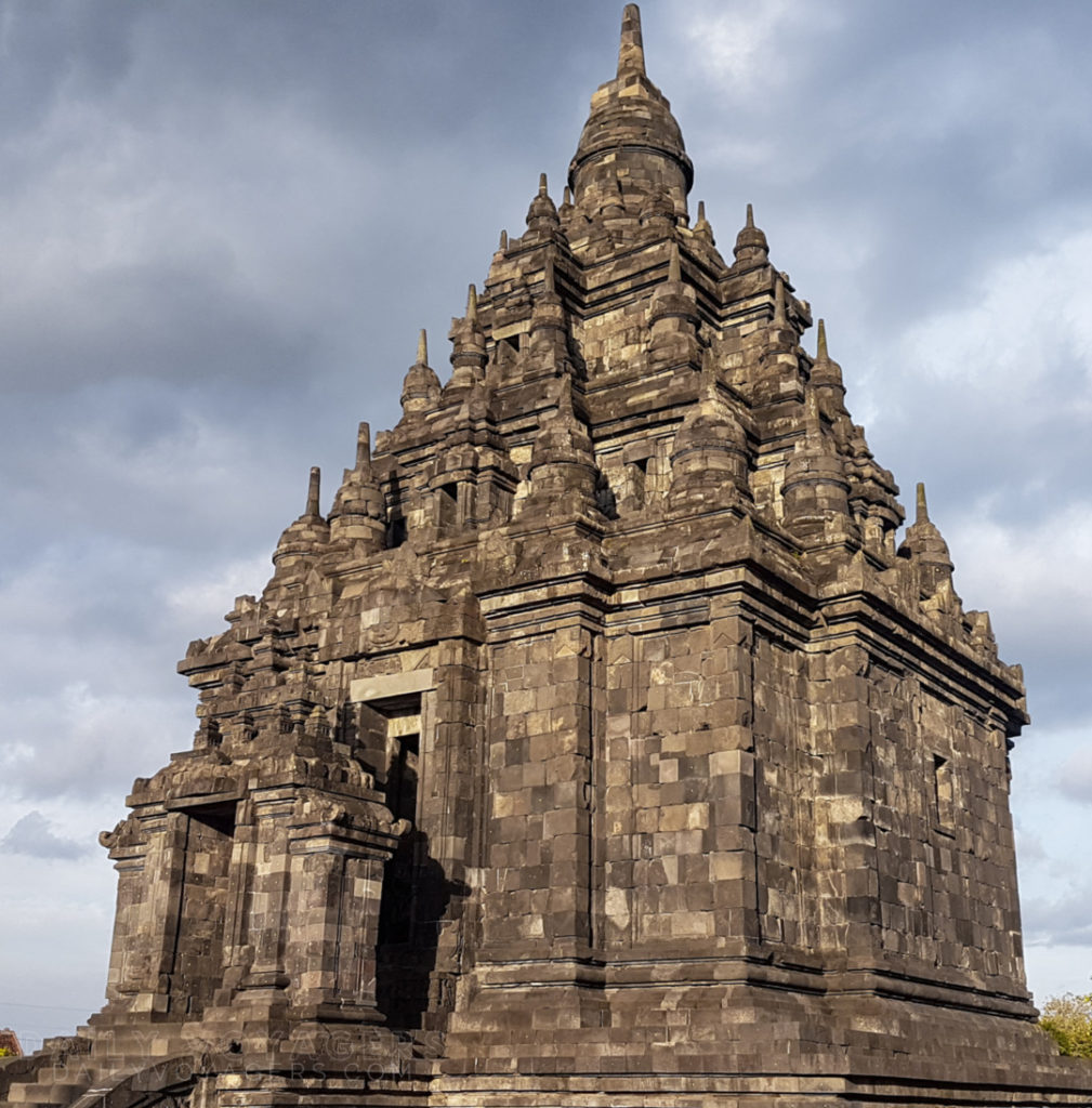 Hanya Punya 1 Hari di Jogja, Ini Daftar Candi yang Bisa Kalian Kunjungi