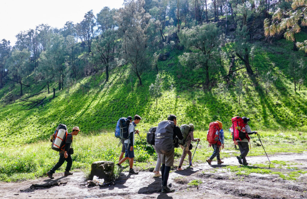 Perjalanan dari Bulak Peperangan menuju Gupak Menjangan - DAILY VOYAGERS