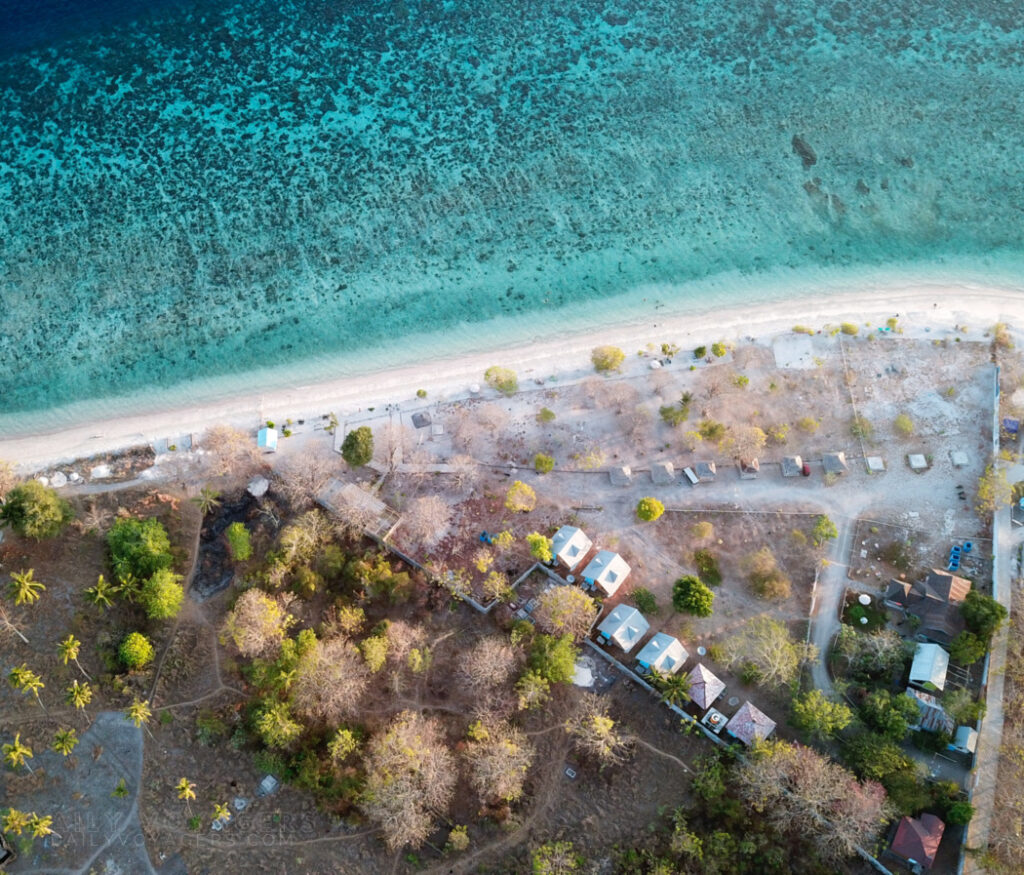 8 Pantai di Alor yang Tidak Hanya Cantik, tapi Juga Memesona